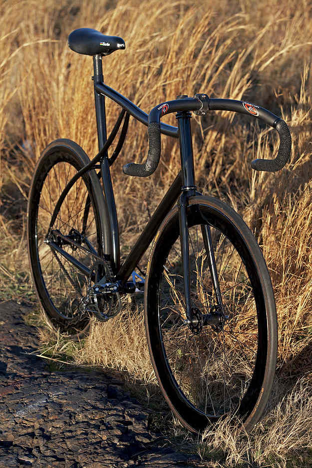45 Photos Of Perfect Looking Fixed Gear Bikes - Airows