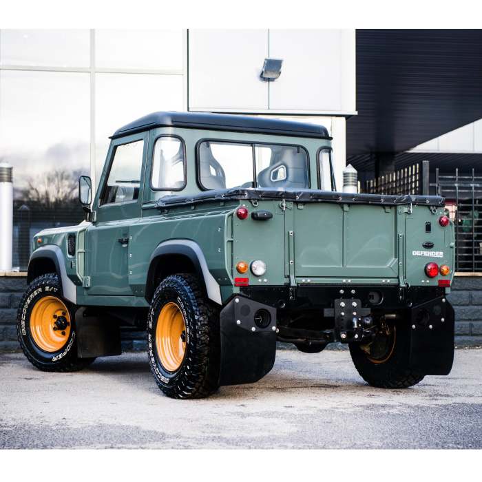 These Custom Land Rover Defenders Are Absolutely Insane - Airows
