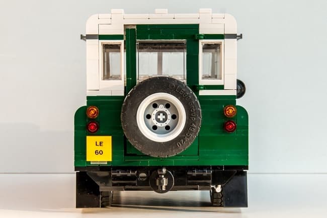 This Land Rover Series III Built Out Of LEGO Is Heavy-Duty Good - Airows