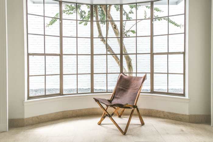 Cool Handcrafted Chair Inspried By South African Explorers - Airows