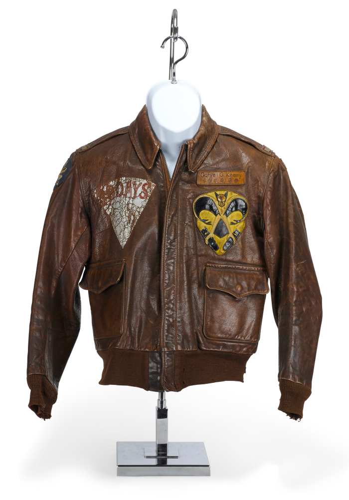 The Score: Badass Bomber Jackets From The '40s - Airows