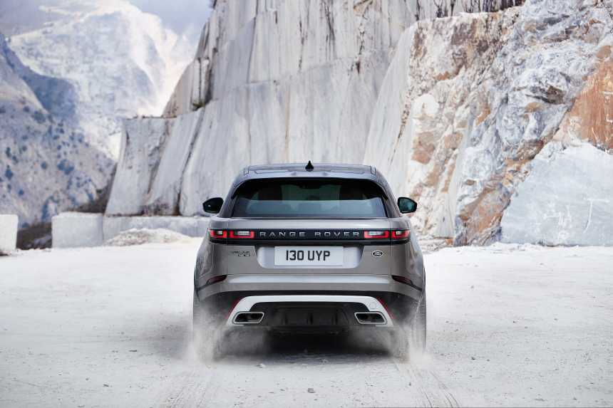 15 Stunning Photos of the Newly Unveiled Range Rover Velar - Airows