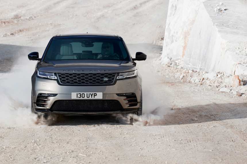 15 Stunning Photos of the Newly Unveiled Range Rover Velar - Airows