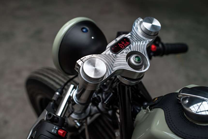 This Restomod 1985 BMW R80 Is Gobsmackingly Good - Airows