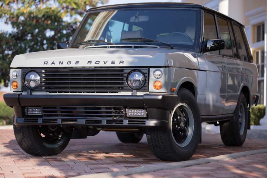 Car Porn: Custom 'Project Alpha' Range Rover Classic - Airows