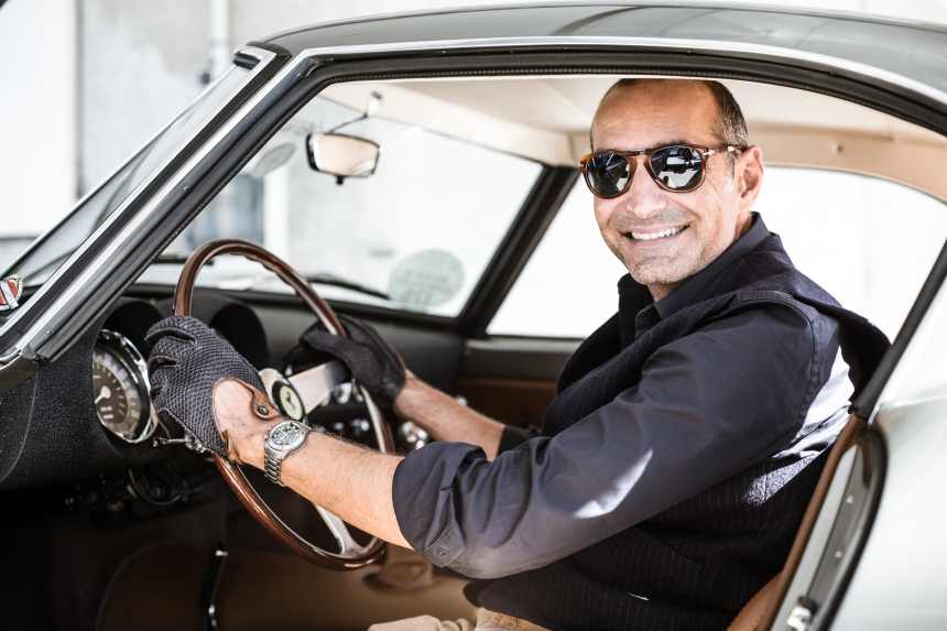 These Parisian Driving Gloves are Made for the Classic Car Lifestyle ...