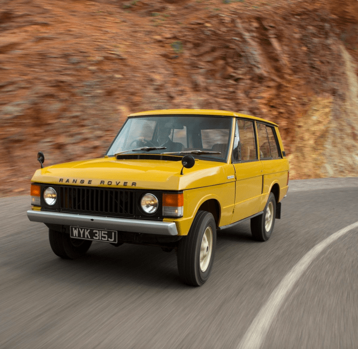 40 Photos Of Glorious Vintage Range Rovers - Airows