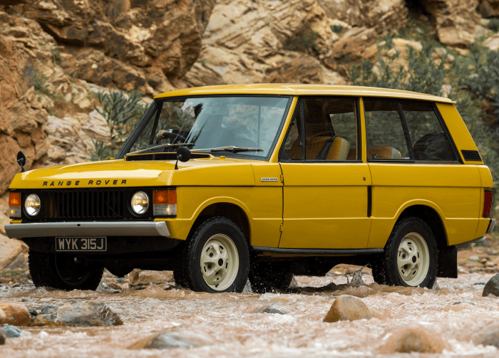 40 Photos Of Glorious Vintage Range Rovers - Airows