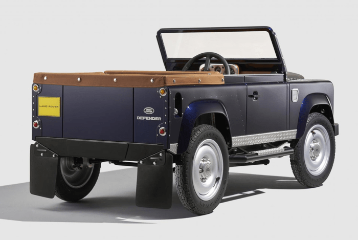 Want To Be The Coolest Dad In The World? Buy This Mini Land Rover ...