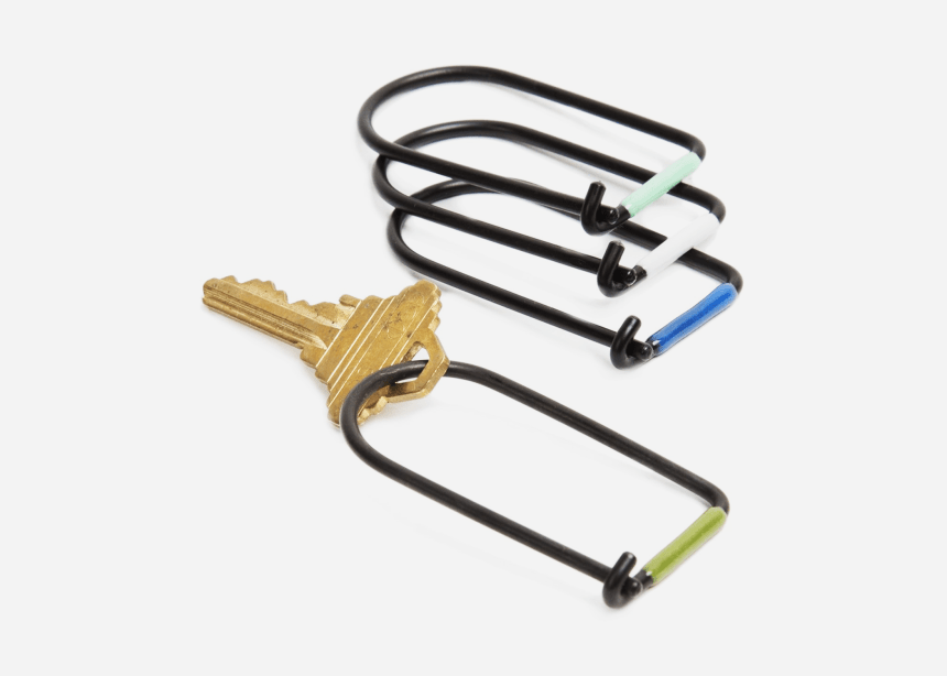 Cut the Clutter With Craghill's New Carbon Black Keychain - Airows