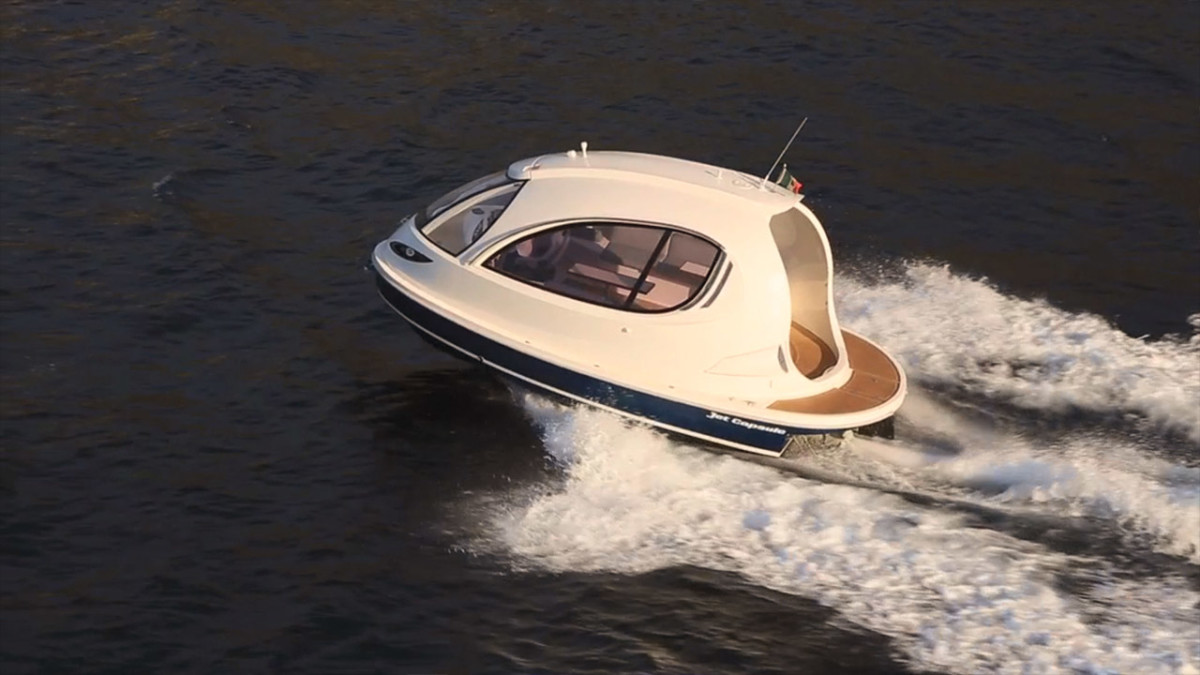 Jet Capsule: A Stylish Mini-Yacht - Airows