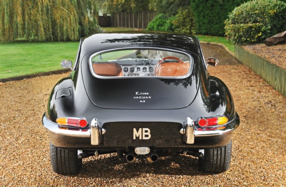 Formula 1 Commentator Martin Brundle Has An Amazing Jaguar E-Type - Airows