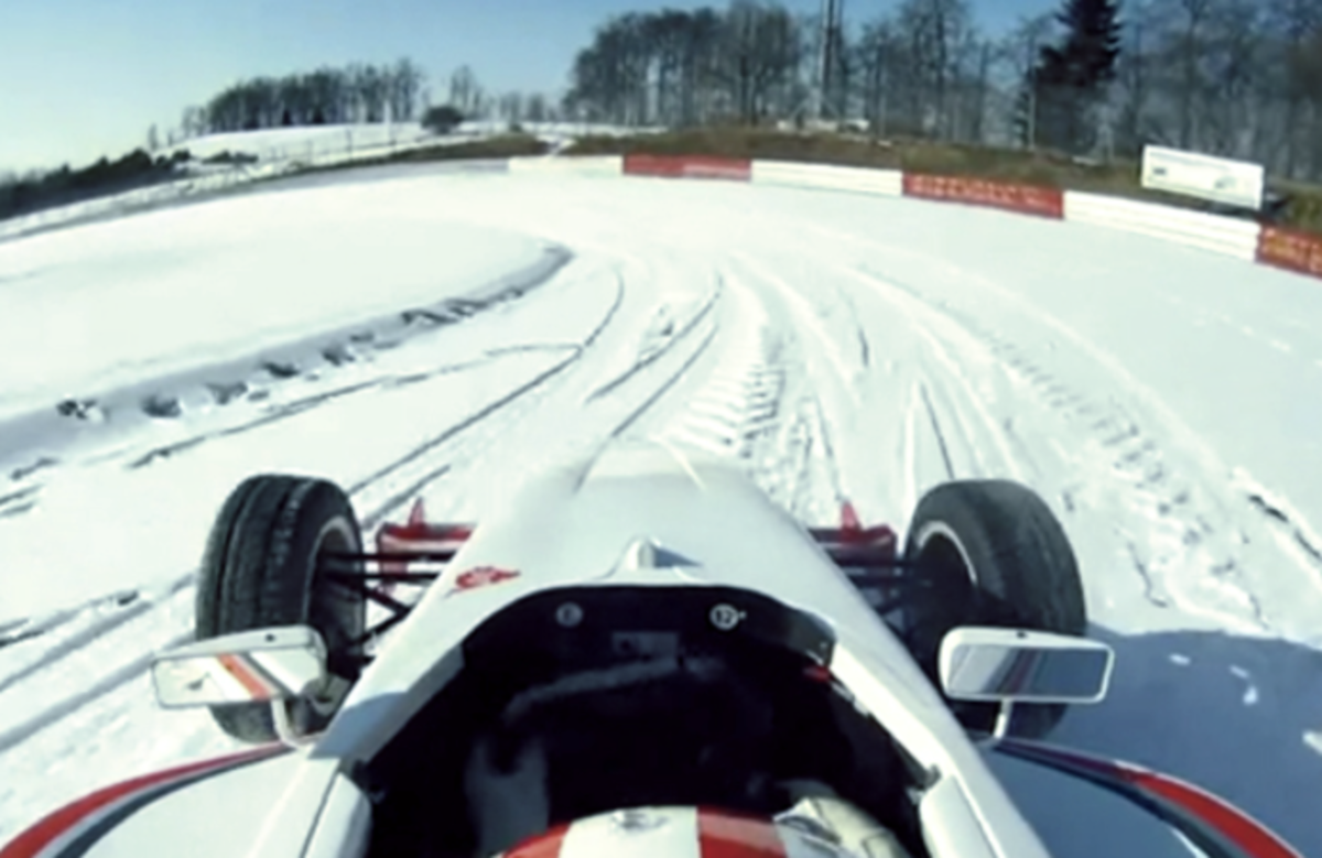 Watch How A Formula 1 Car Handles The Snow - Airows