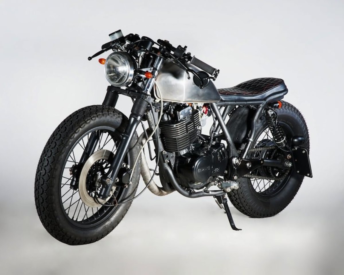 1981 Suzuki GN400 - Airows