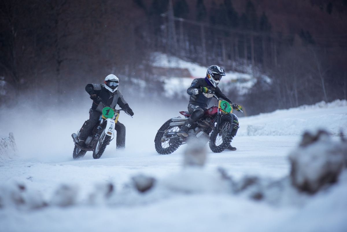 Watch Cool Custom Bikes Slide Their Way Through An Italian Ice-Racing ...