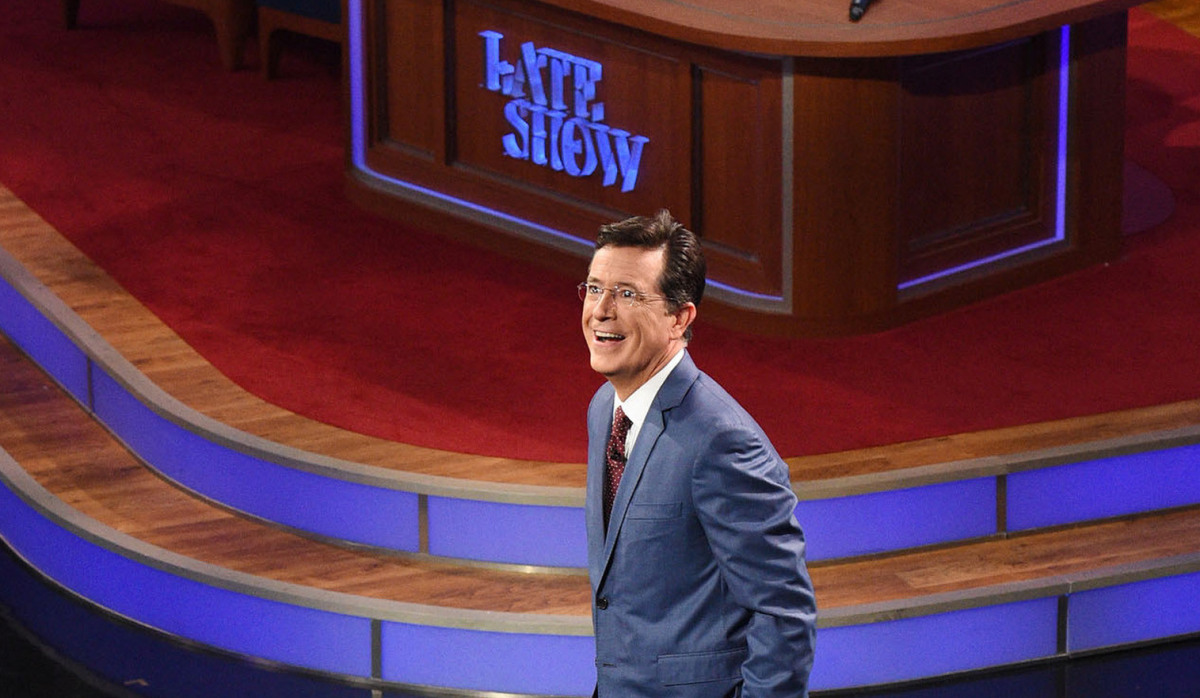 The Heartwarming Tale Of How Stephen Colbert Met His Wife - Airows The Heartwarming Tale Of How Stephen Colbert Met His Wife - Airows