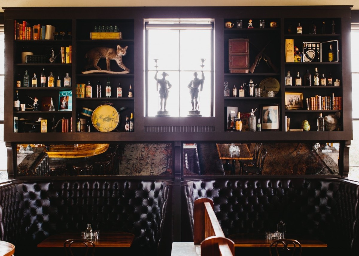 Inside One of America's Most Stylish Bars - Airows