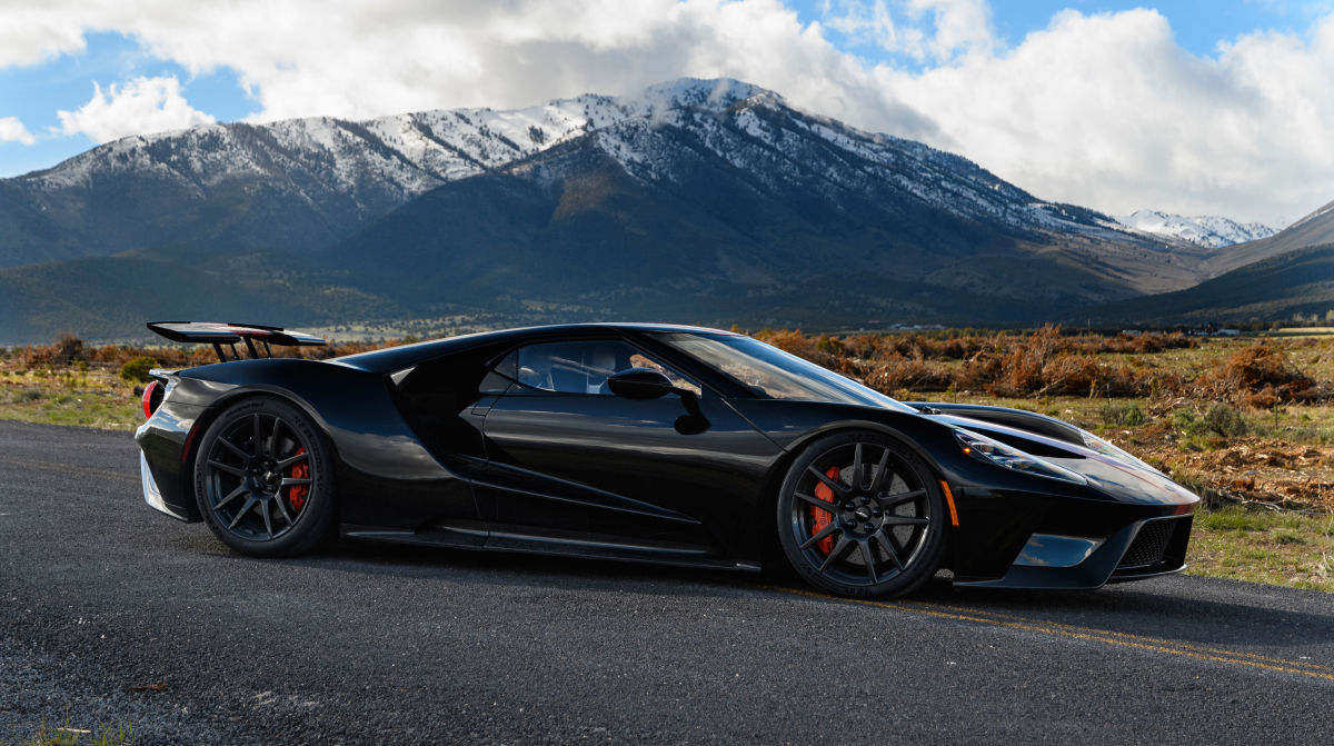 Check Out These Incredible Photos of the $400,000 Ford GT - Airows