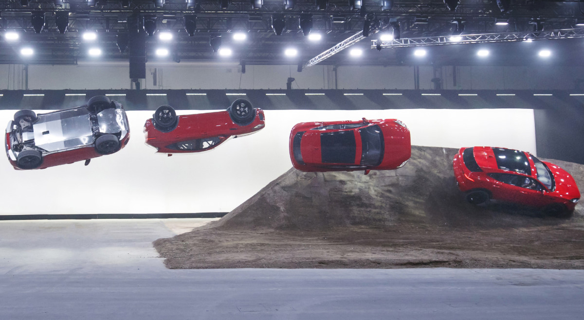How Jaguar Brought Their Dangerous Barrel Roll Stunt From Concept to ...