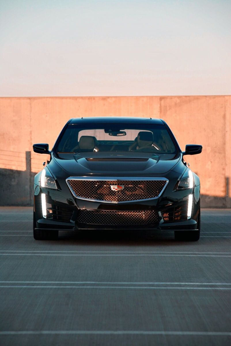 Cadillac's Batmobile - Airows