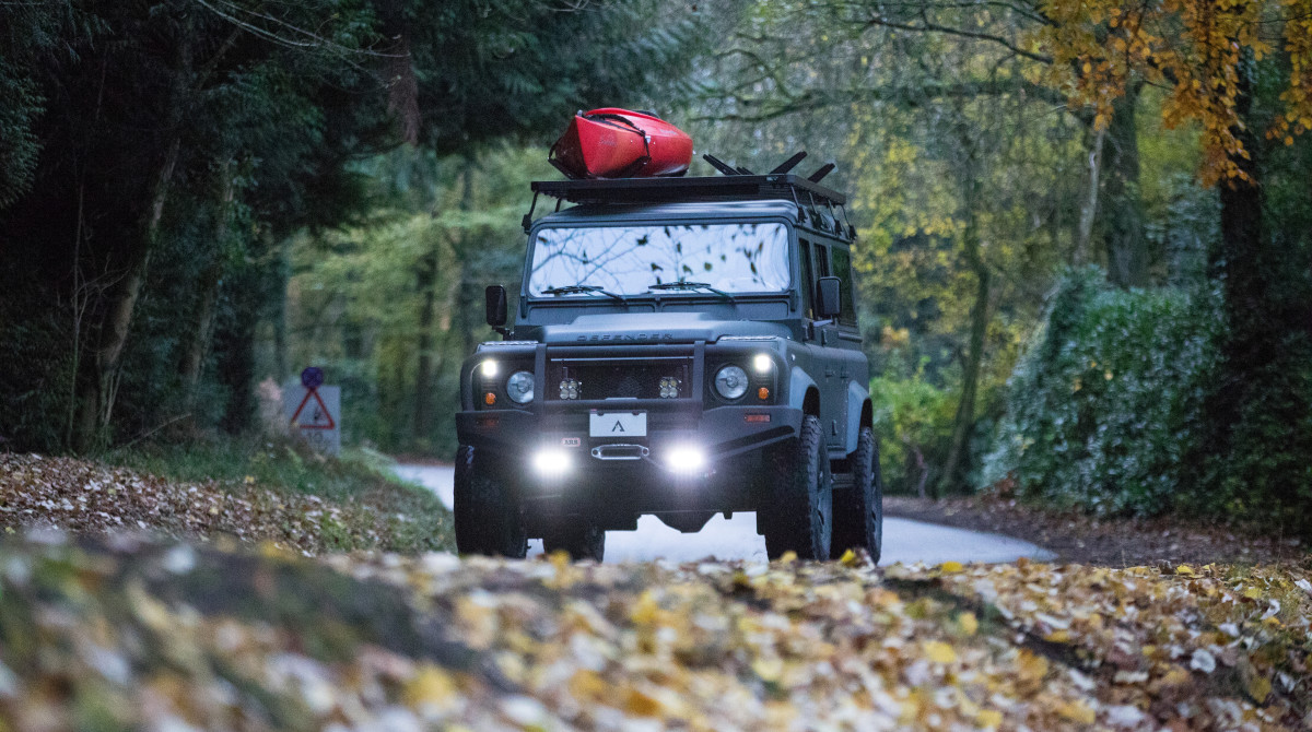 This Custom Land Rover Defender 110 Is an Absolute Beast - Airows