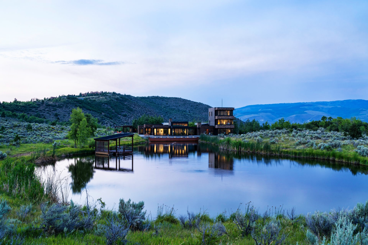 This Modern Colorado Ranch Is a Must See - Airows