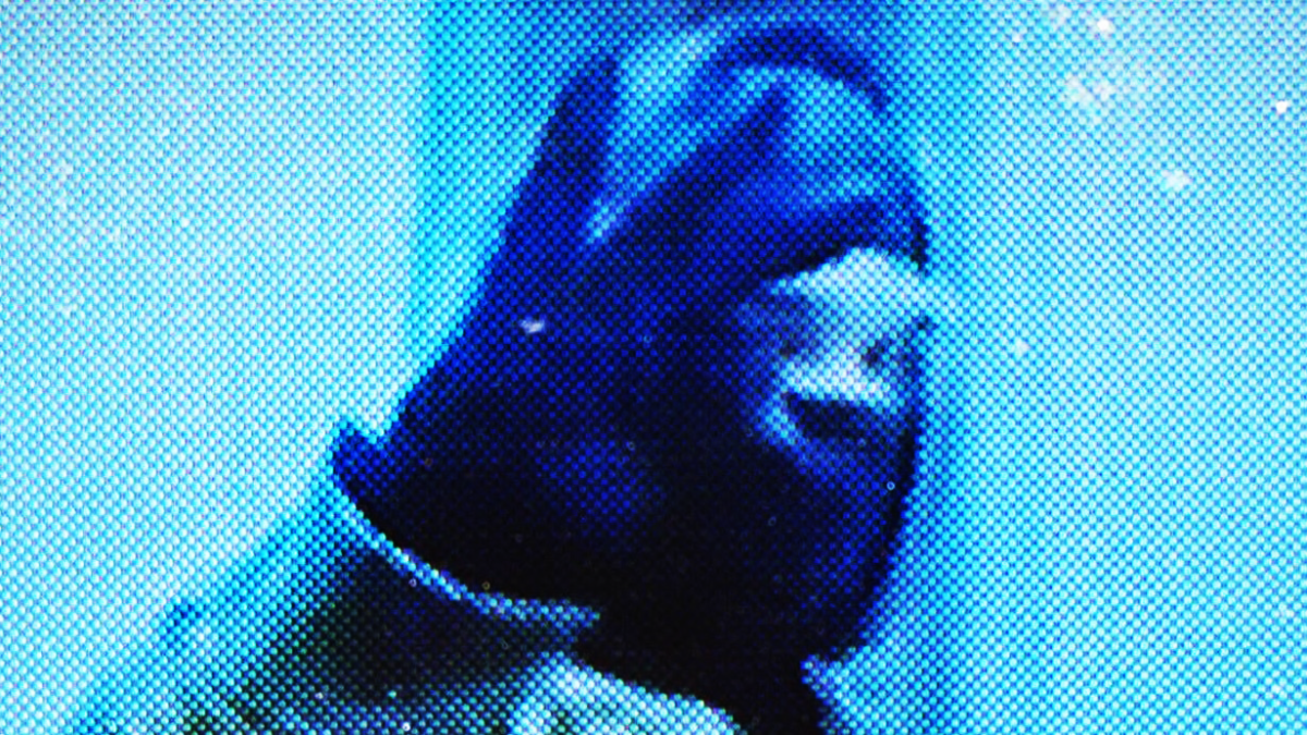 Drake Tours His Opulent Toronto Home in New Music Video - Airows